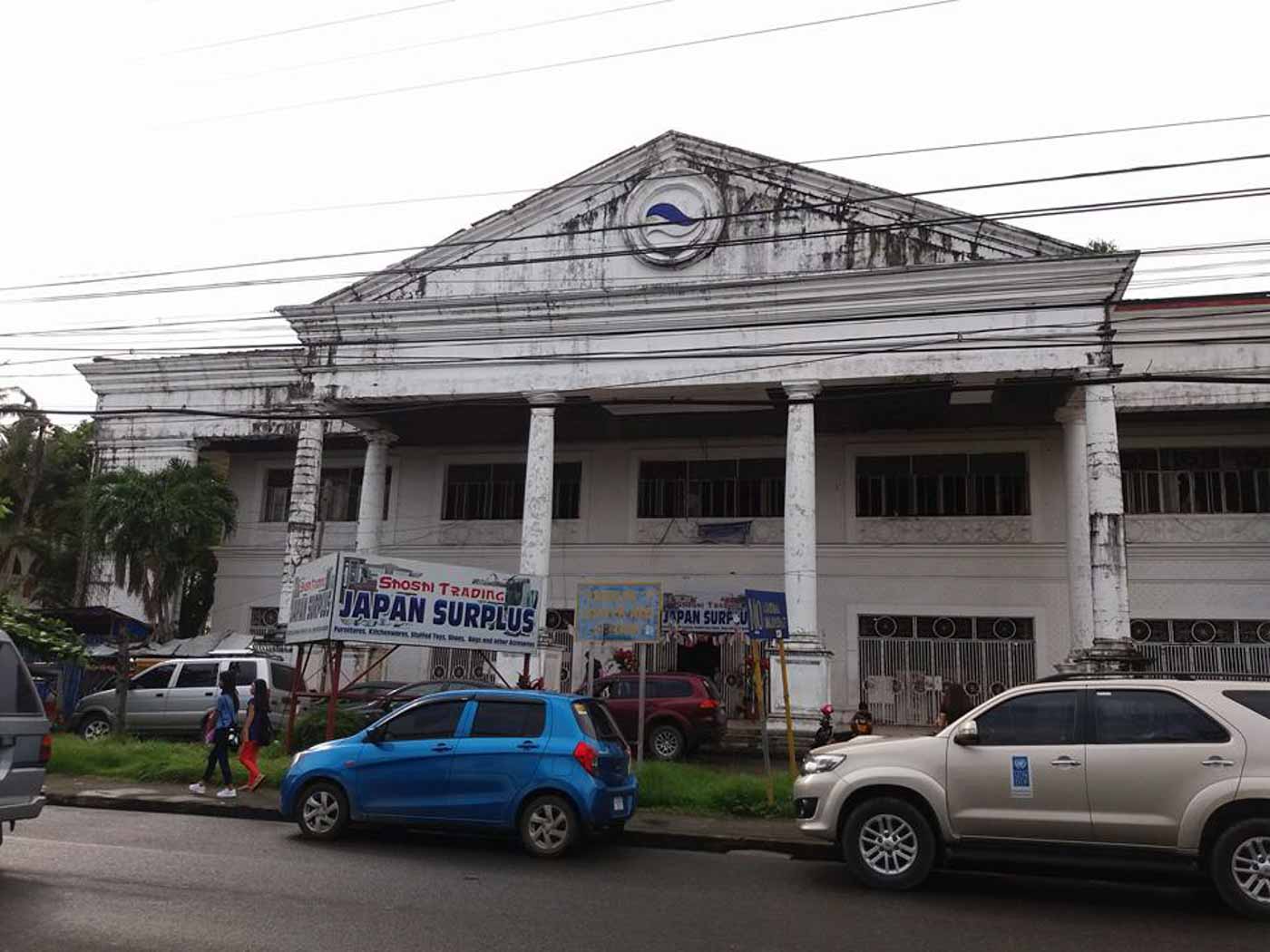 Local bizmen to gov't: Turn Leyte library into a convention center